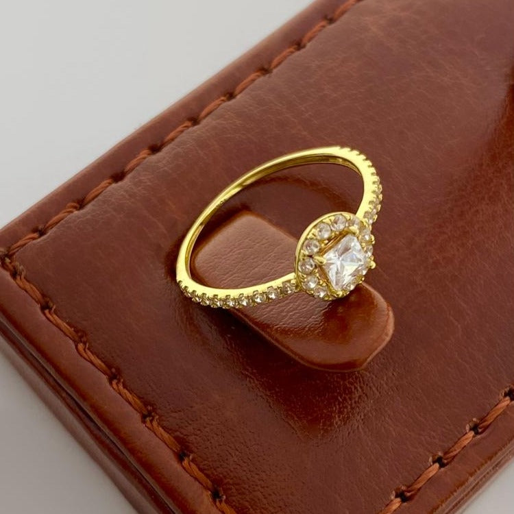 Shop 18k Gold Rings for Women Online – Embellish Gold